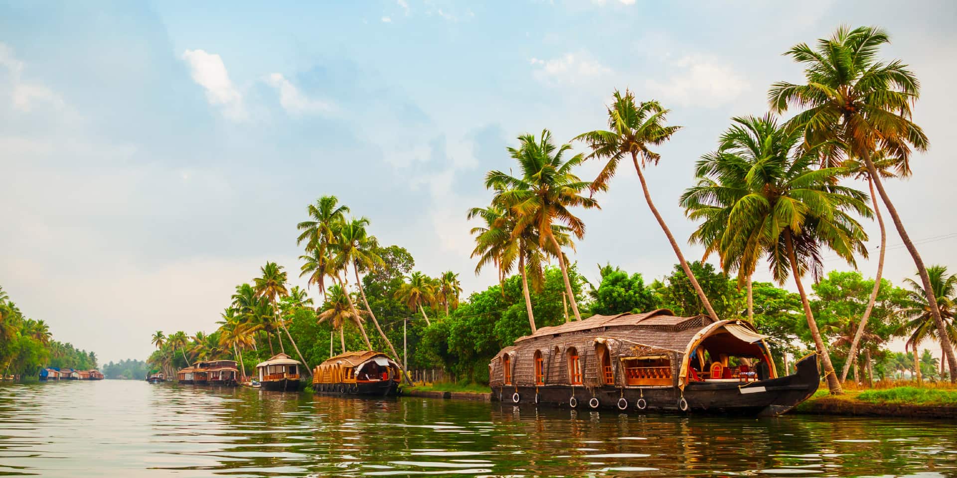 Exploring the Venice of the East: Top 13 Places to Visit in Alappuzha
