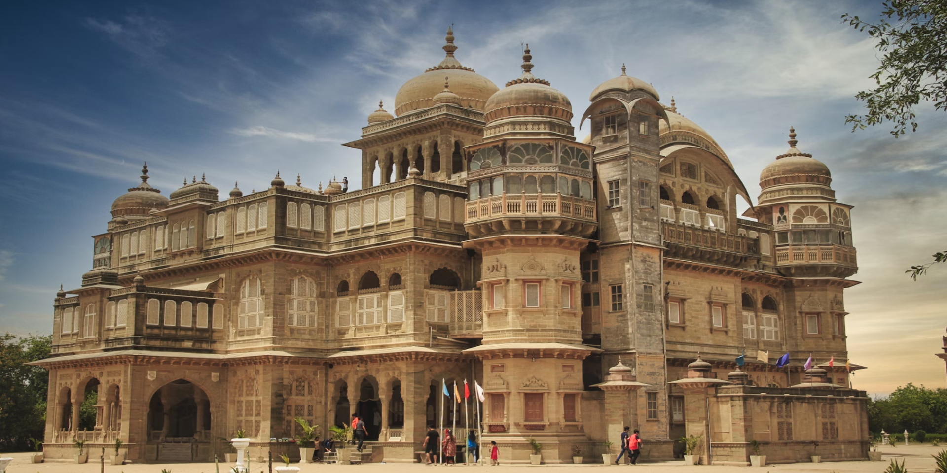 List of the 13 best places to visit in Surat